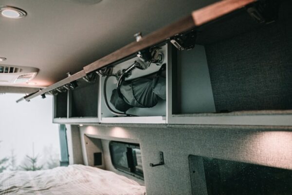 Storyteller Overland STEALTH MODE AWD - Warner Van Rental